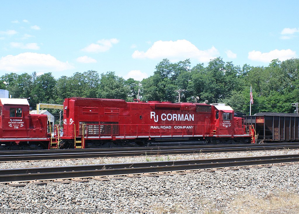 RJ Corman coal train